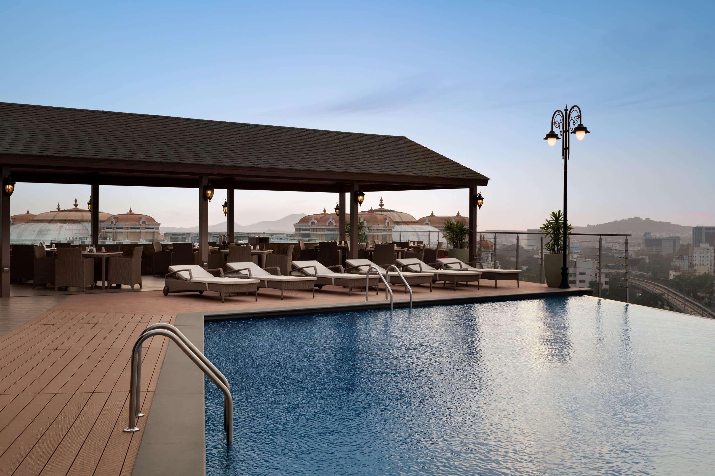 HOTEL RAMADA PLAZA CHENNAI | ⋆⋆⋆⋆⋆ | INDIA | SEASON DEALS FROM $123